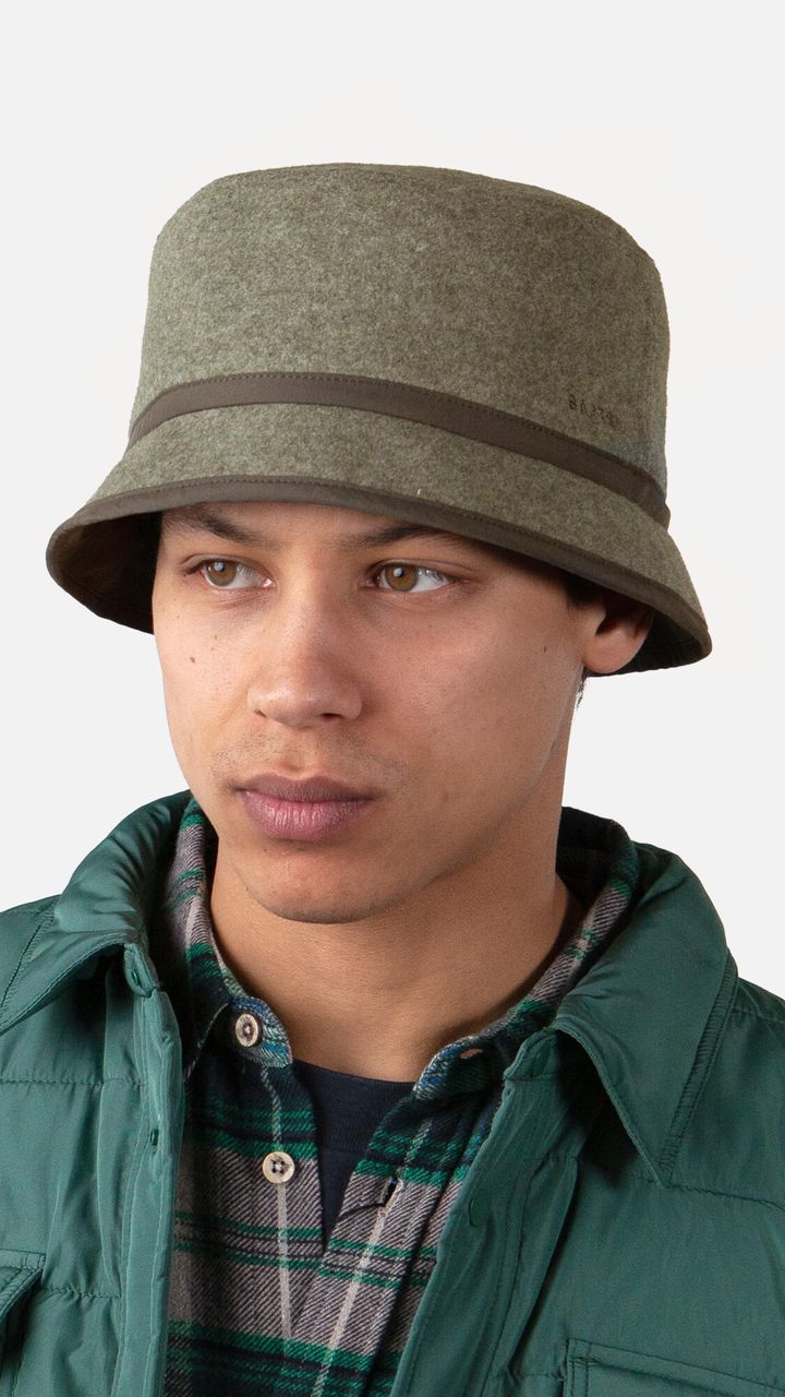 BARTS Kayak Hat army - Order now at BARTS